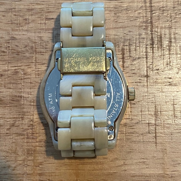 Michael Kors | Accessories | Michael Kors Jet Set Horn Watch Mk539 ...